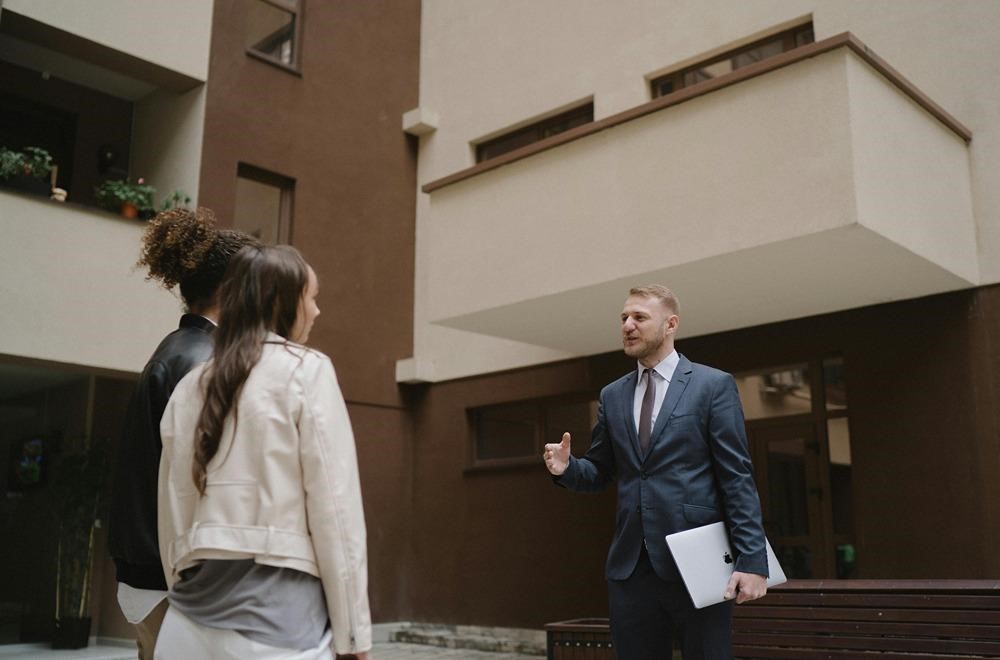 Qualities of a Great Real Estate Agent in Dubai | betterhomes