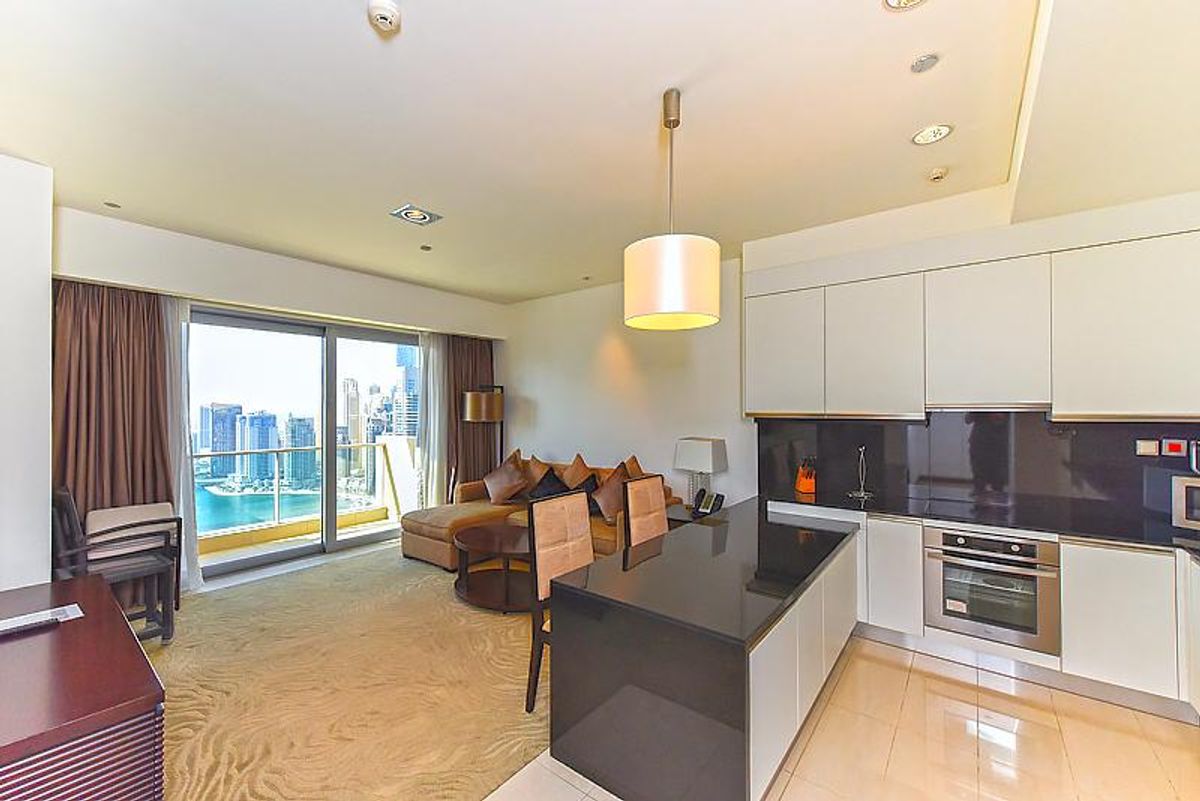 Apartment in JW Marriott Hotel Marina | Panoramic Marina View ...